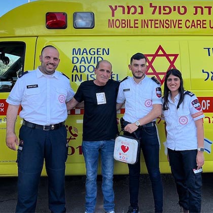 Saving lives in the middle of the street: MDA saves man who suffers ...